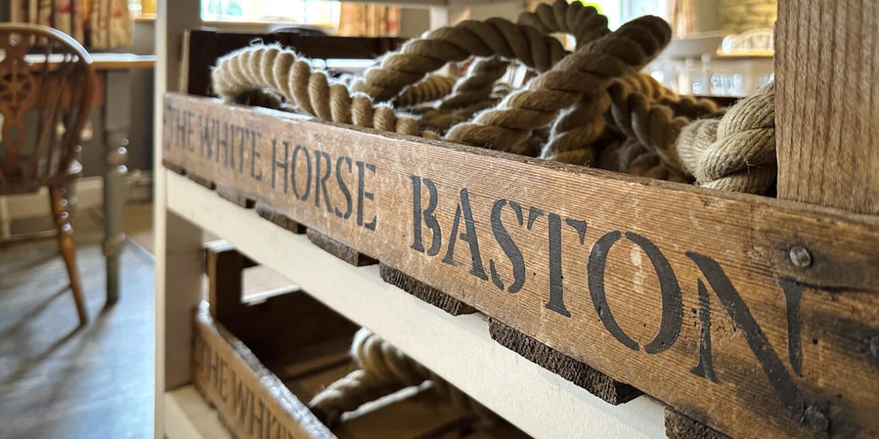 The White Horse, Baston | Traditional Country Pub in Lincolnshire