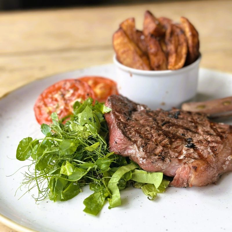 The White Horse, Baston | Traditional Country Pub in Lincolnshire